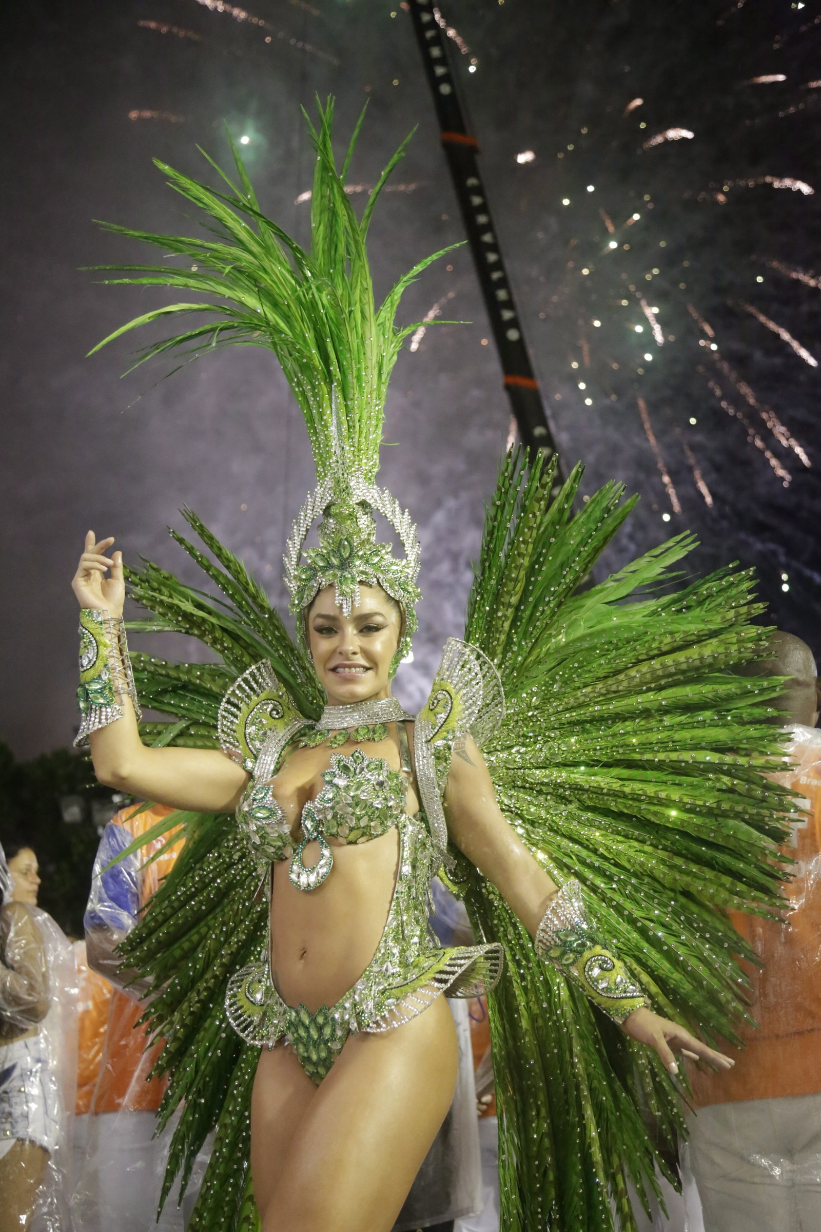 Carnaval 2024 pode levar comida e bebida aos ensaios técnicos