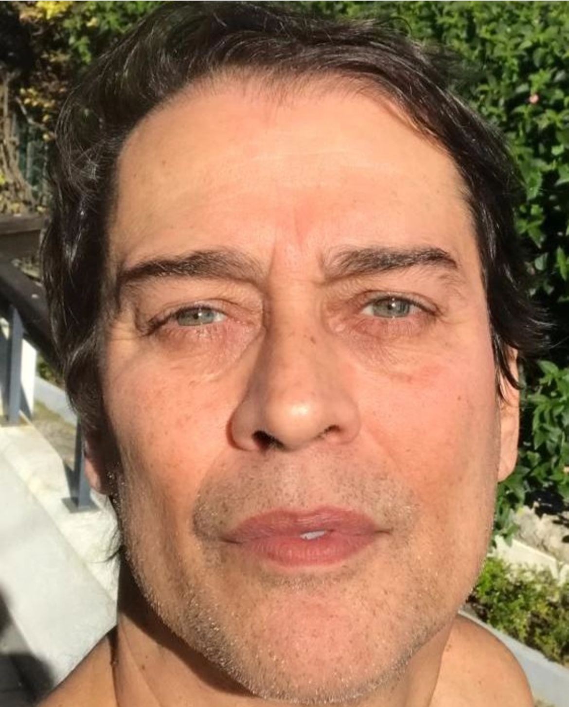 Veja como estão hoje galãs de novelas dos anos e