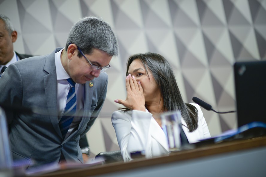 Governistas repetem estratégia usada na CPI da Covid para retomar