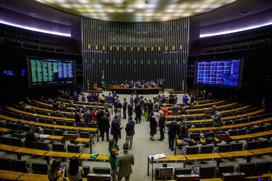 Congresso tem 84 pré candidatos a prefeituras mas histórico mostra