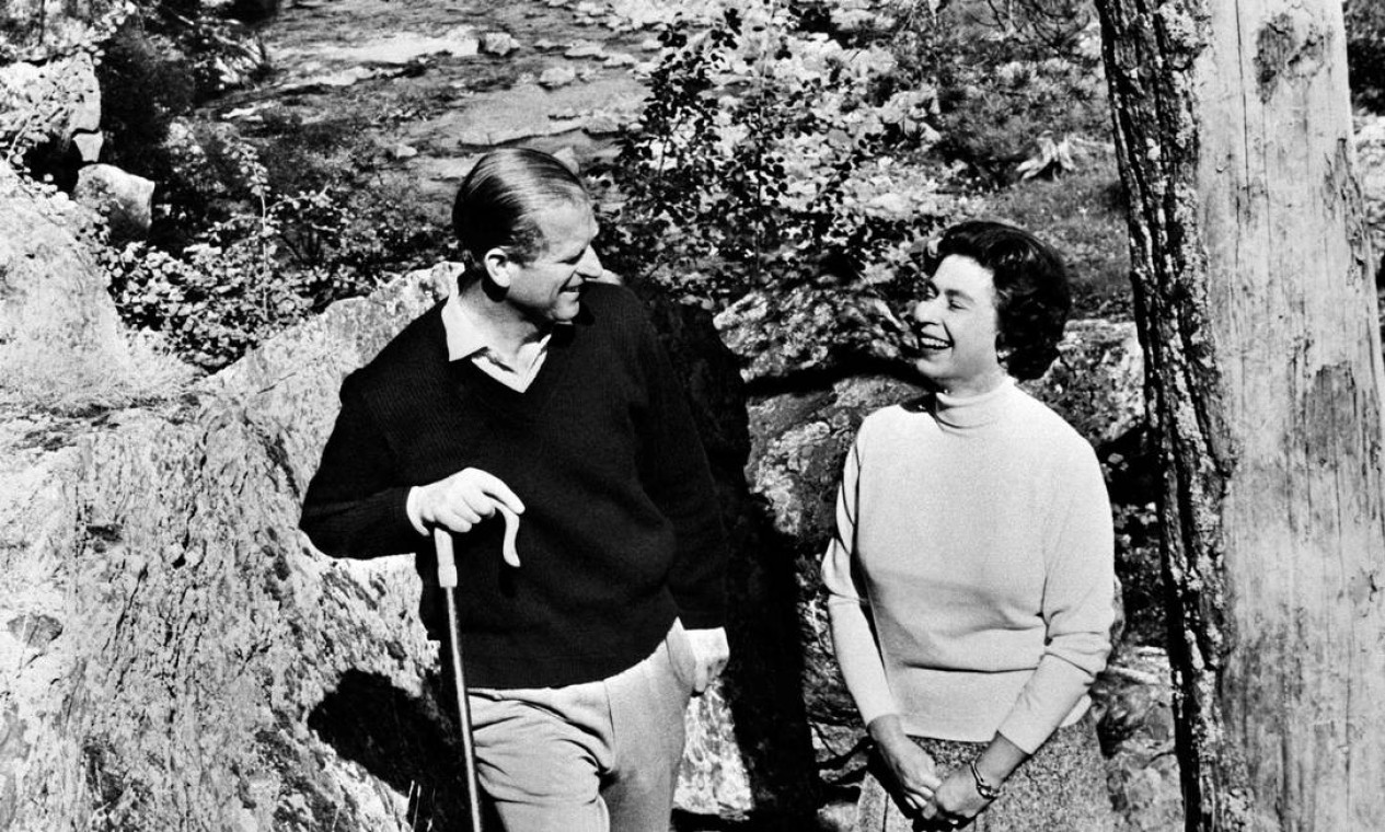 Castelo em que Rainha Elizabeth morreu e que virou refúgio de Charles ...