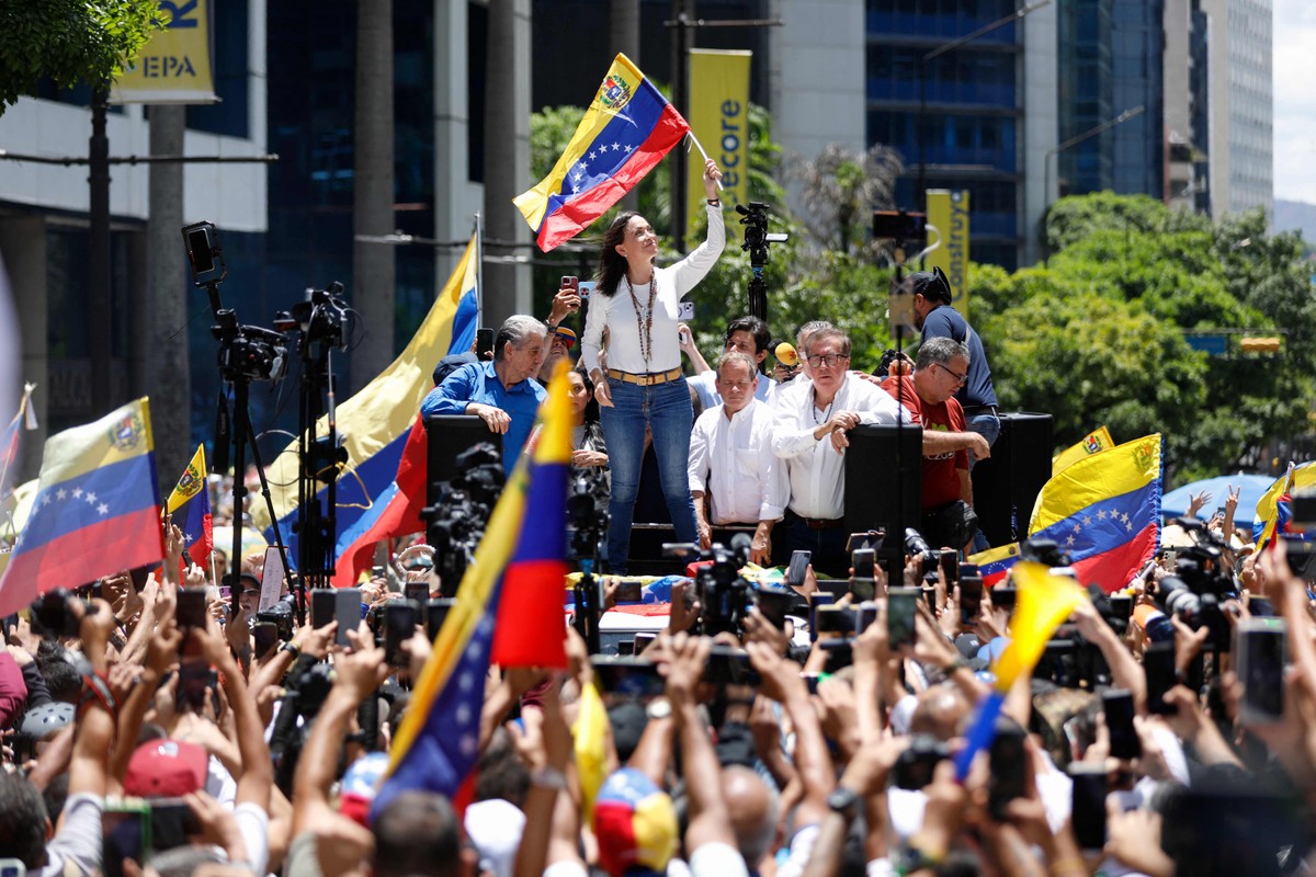 Na Venezuela, todo mundo que contesta o governo acorda achando que é o ...