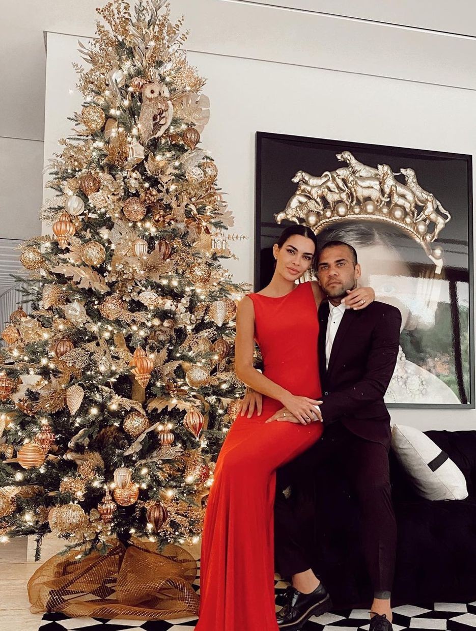 Daniel Alves volta ao feed do Instagram mais de 6 meses após sair da ...