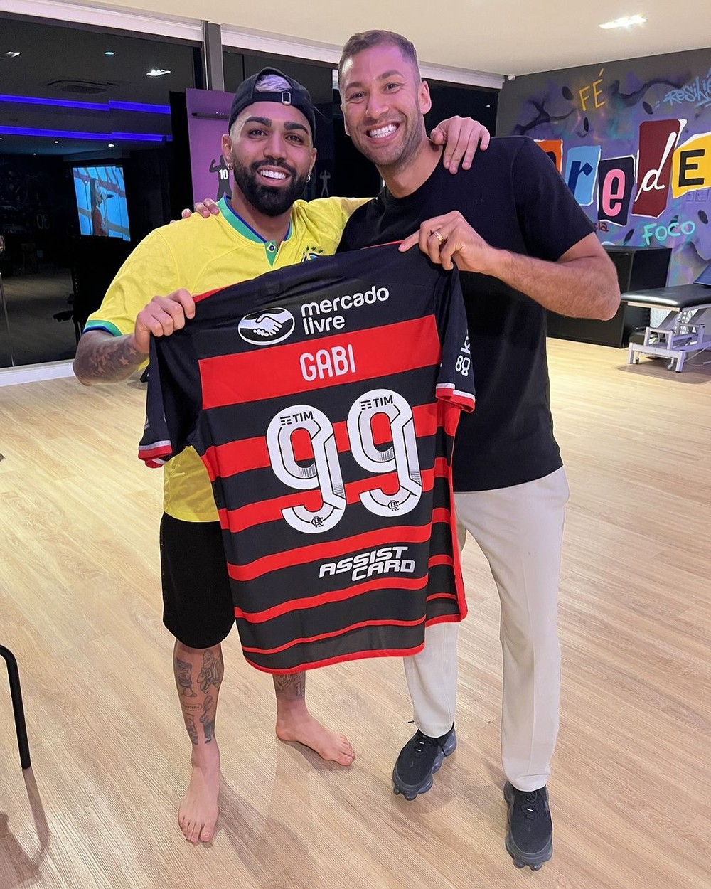 Fã de Gabigol e camisa 10 do Barcelona: Conheça Pito, brasileiro eleito ...