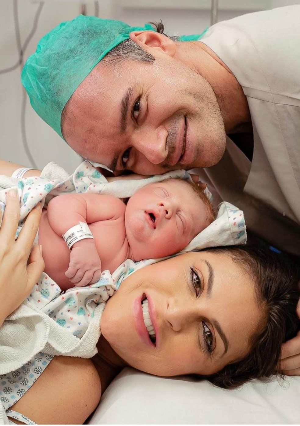 Luma de Oliveira defende Thor Batista e exalta aparência fora do ...