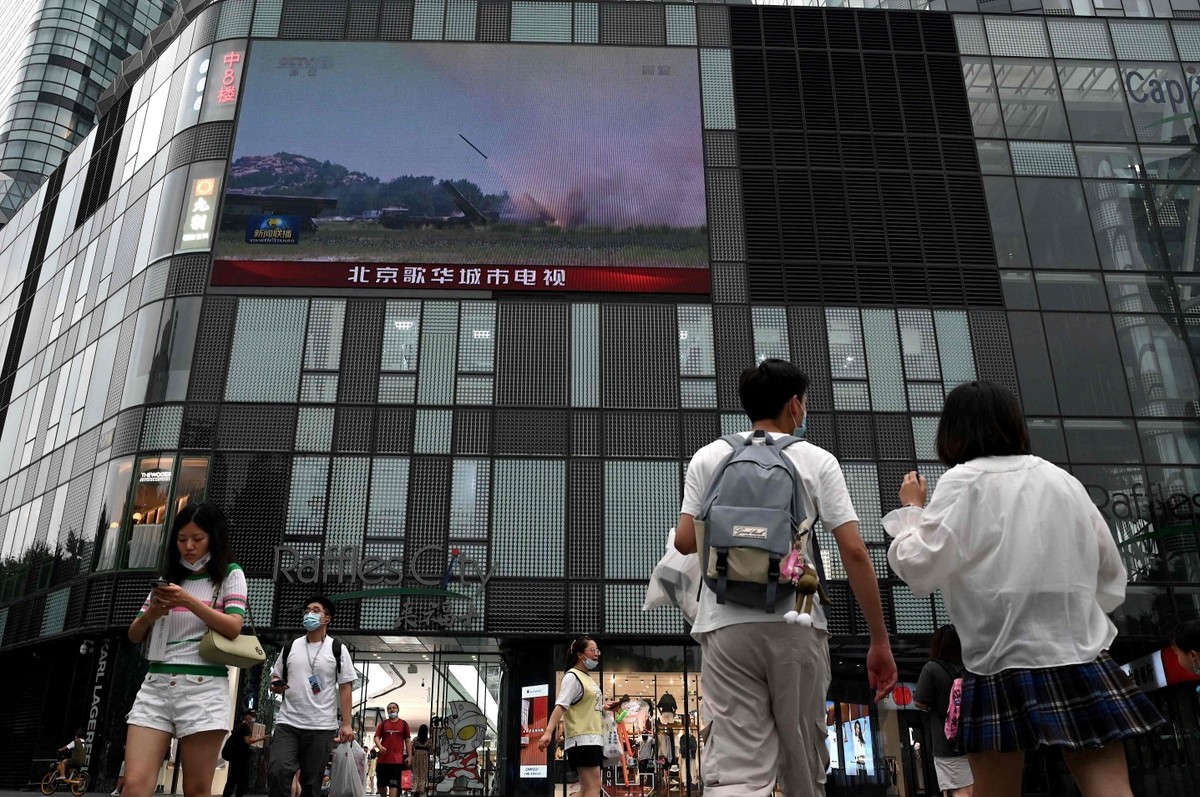 China adverte que manterá pressão militar sobre Taiwan