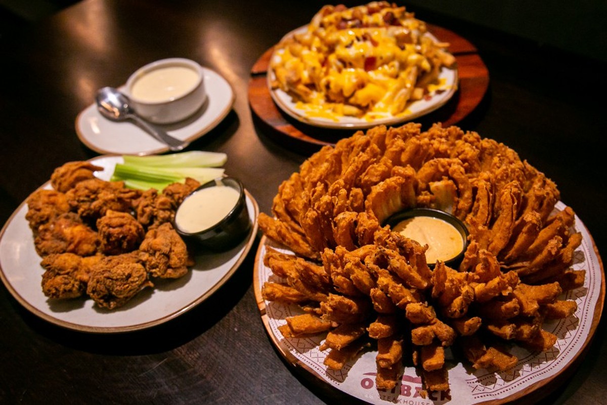 Outback pode ficar ao lado de rede de pizza ou hambúrguer no processo ...