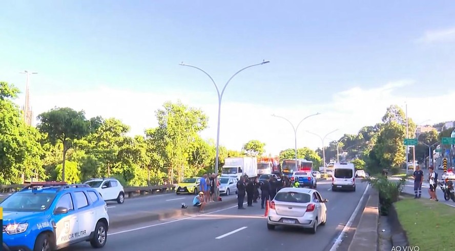 Tiroteio deixa dois mortos na saída do Túnel Santa Bárbara