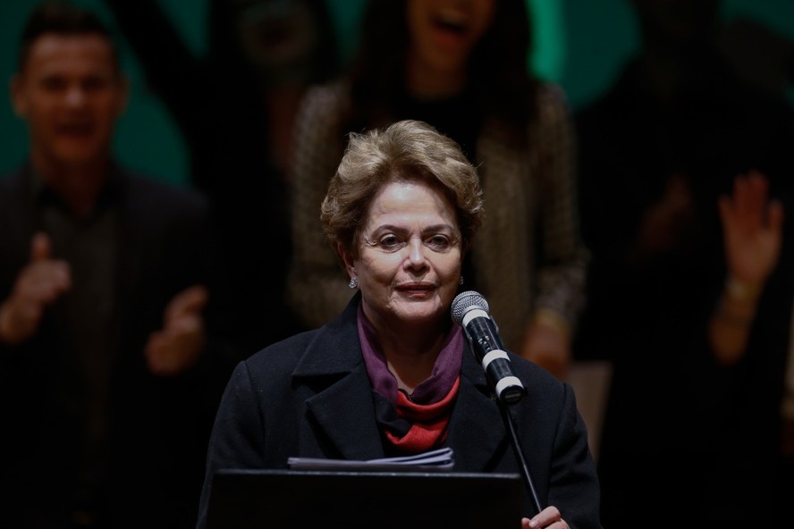 Comissão de Anistia reconhece Dilma como anistiada política e aprova ...