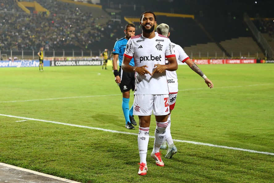Vendido ao Pumas, Juninho se despede do Flamengo e brinca com apelido e ...