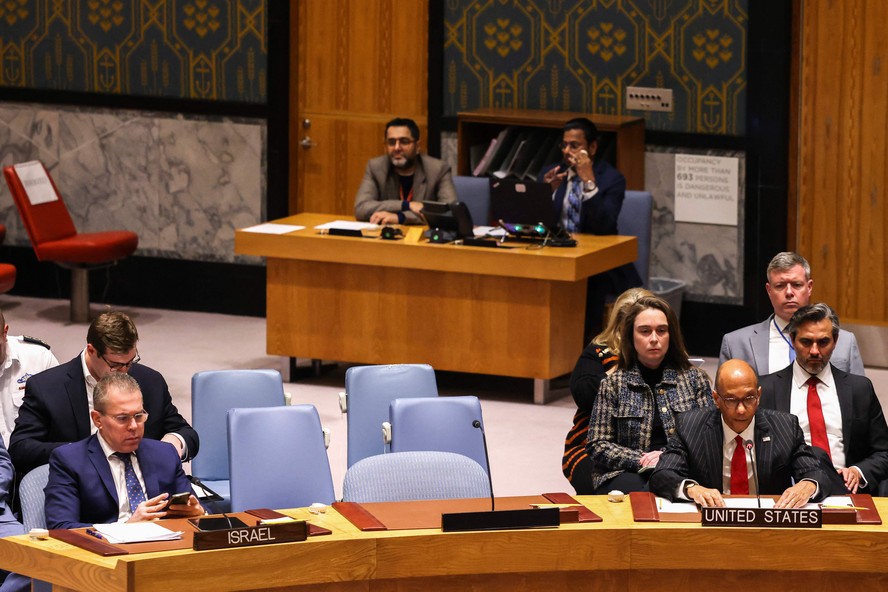 Um dia após ataque do Irã a Israel, ONU e EUA pedem cautela e dizem que ...