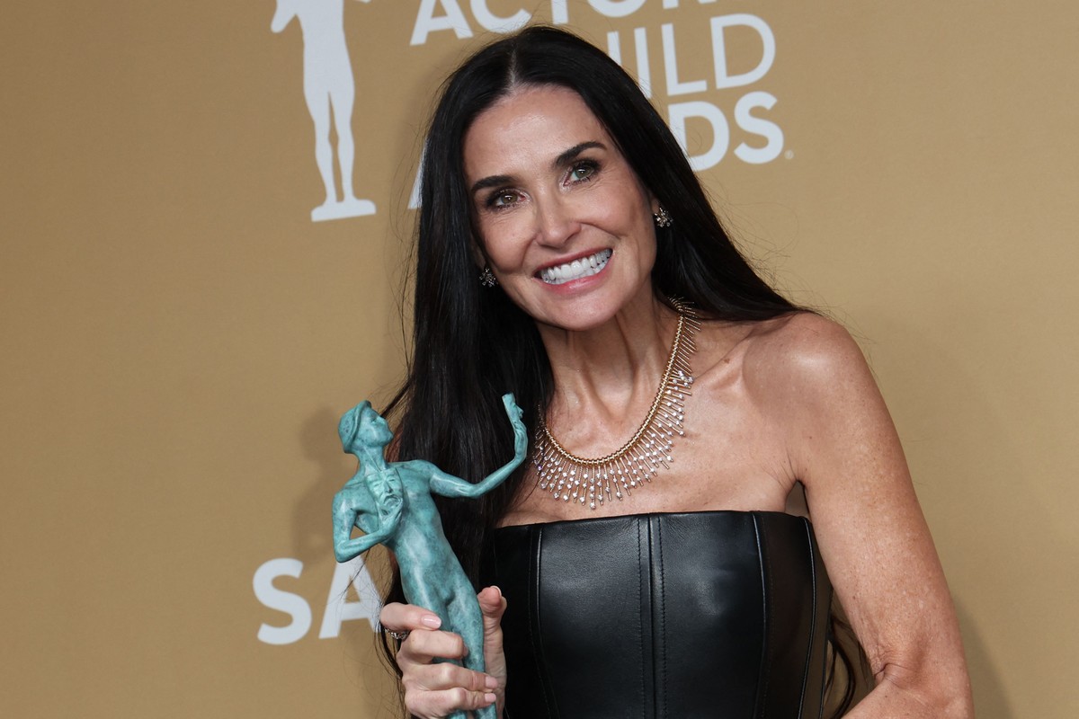 Demi Moore leva o SAG Awards e se torna forte concorrente de Fernanda ...
