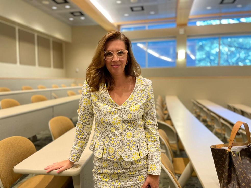 Eleitores latinos têm aumento recorde nos EUA, e republicanos ganham terreno