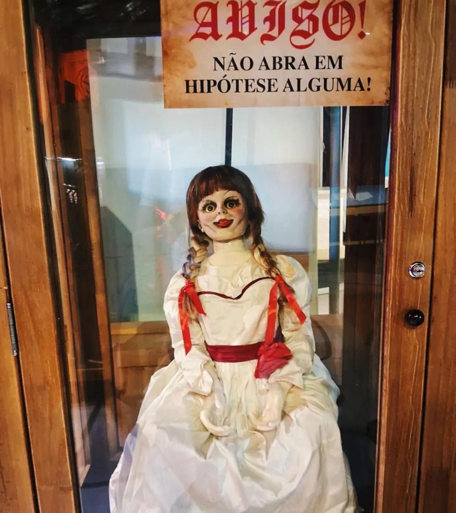 Annabelle, perdida em incêndio na Casa Warner Rio, vira meme no Brasil ...
