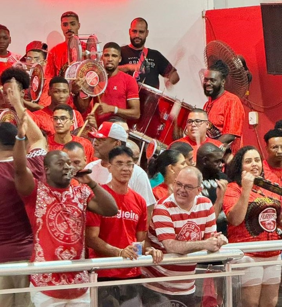 Quem é o bicheiro de cada escola de samba do carnaval do Rio