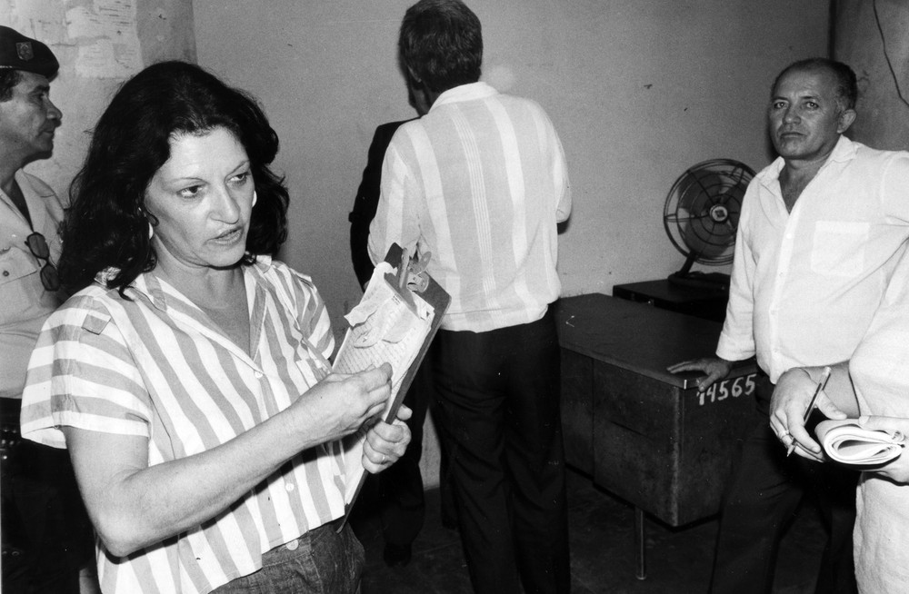 De fiscais do Sarney à tabelamento de preços: há 38 anos, Plano Cruzado ...