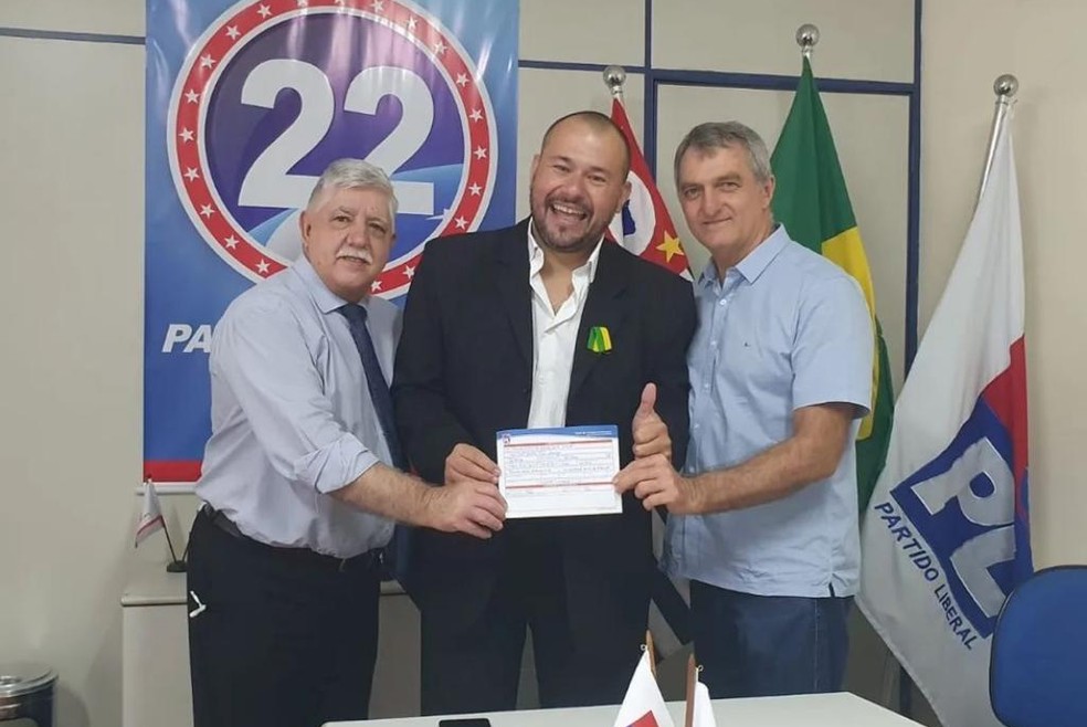 Intérprete de libras, caminhoneiro e ex-funcionário do governo: veja os ...