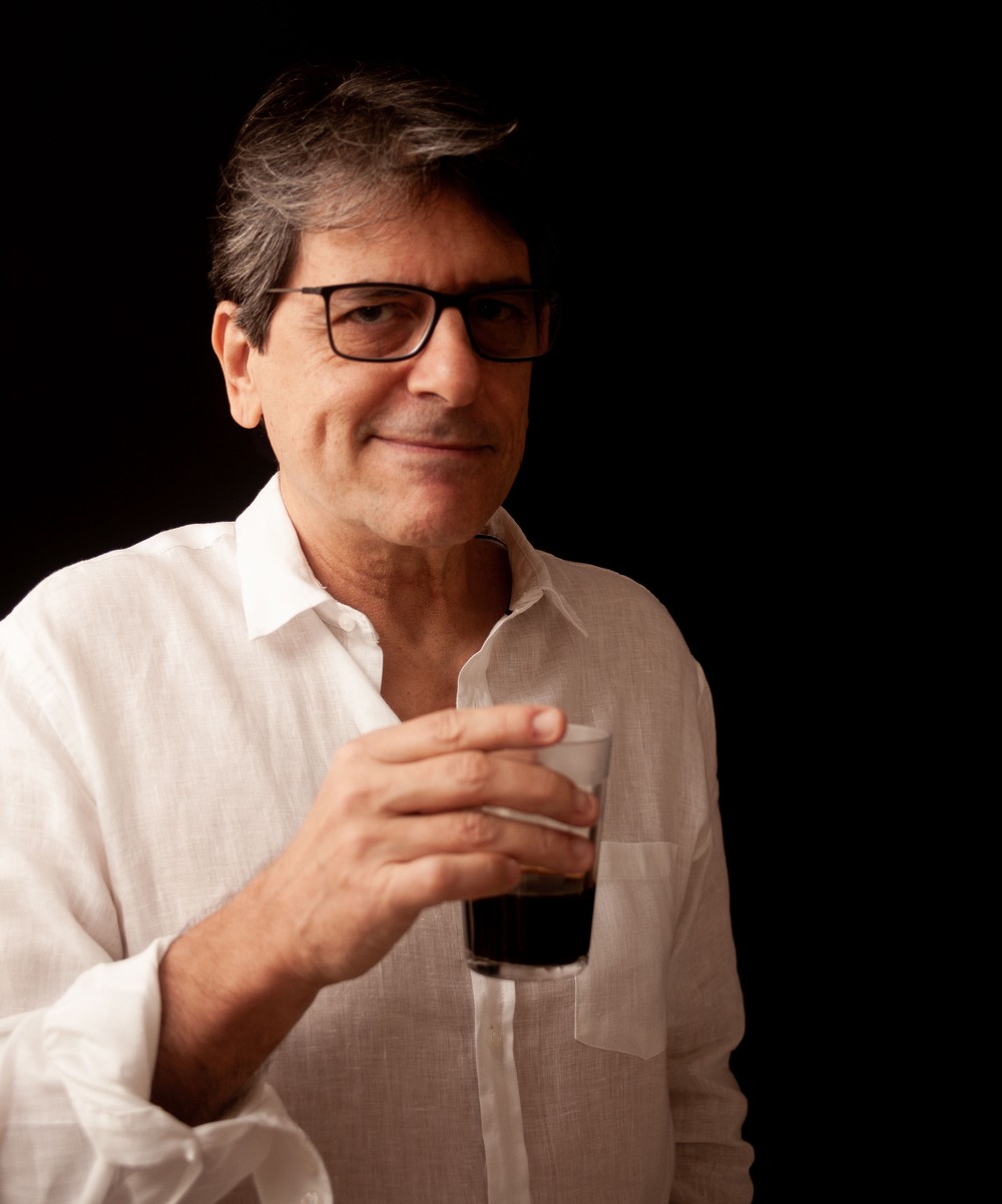 Novo show de Chico Adnet tem roteiro criado em parceria com o filho ...