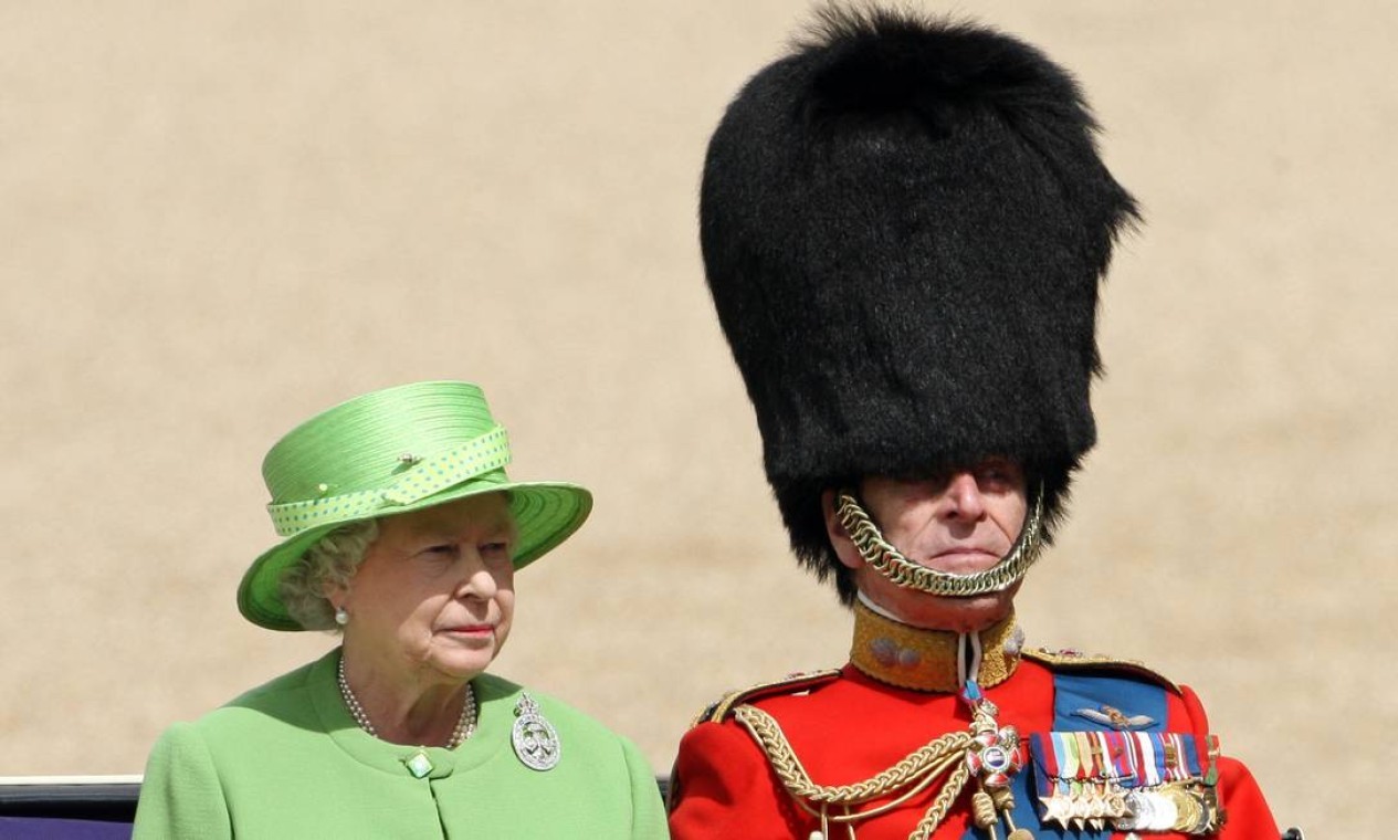 Análise: Elizabeth II, a rainha que permitiu mudanças na monarquia sem ...