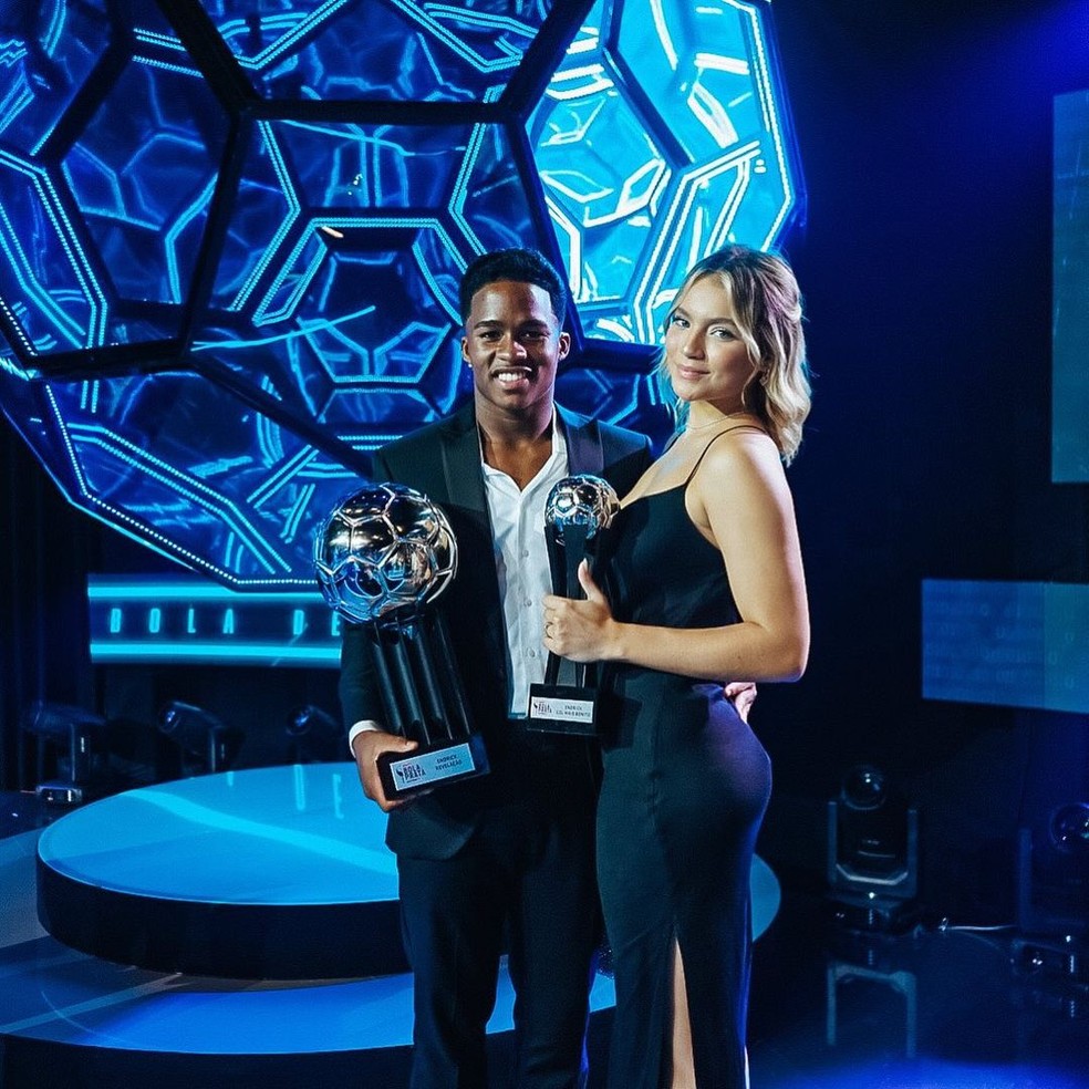 Saiba quem é Gabriely Miranda, namorada de Endrick, jogador do Palmeiras