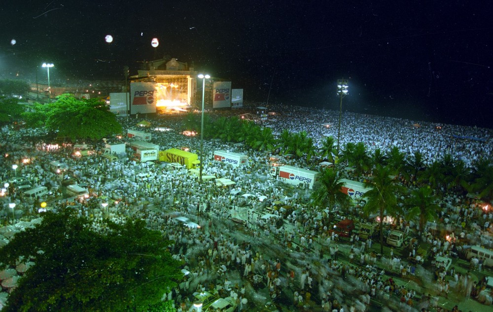 Descubra a origem do Réveillon em Copacabana e os primeiros shows da virada