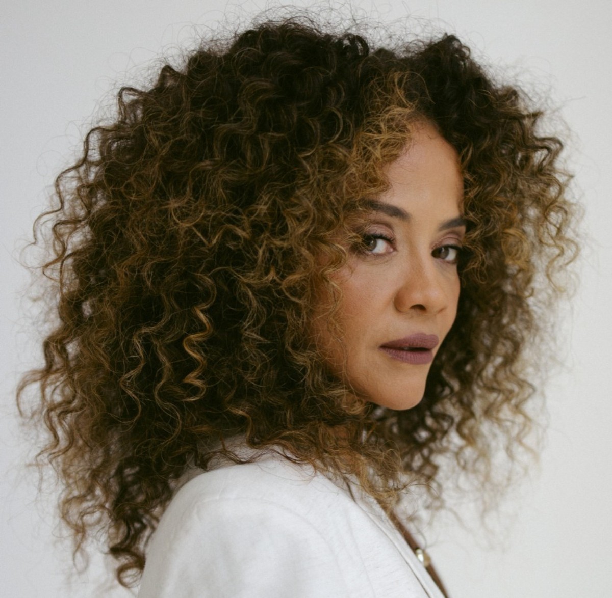 Aline Borges fala do trabalho em 'Dona de mim' e do casamento de 18 ...