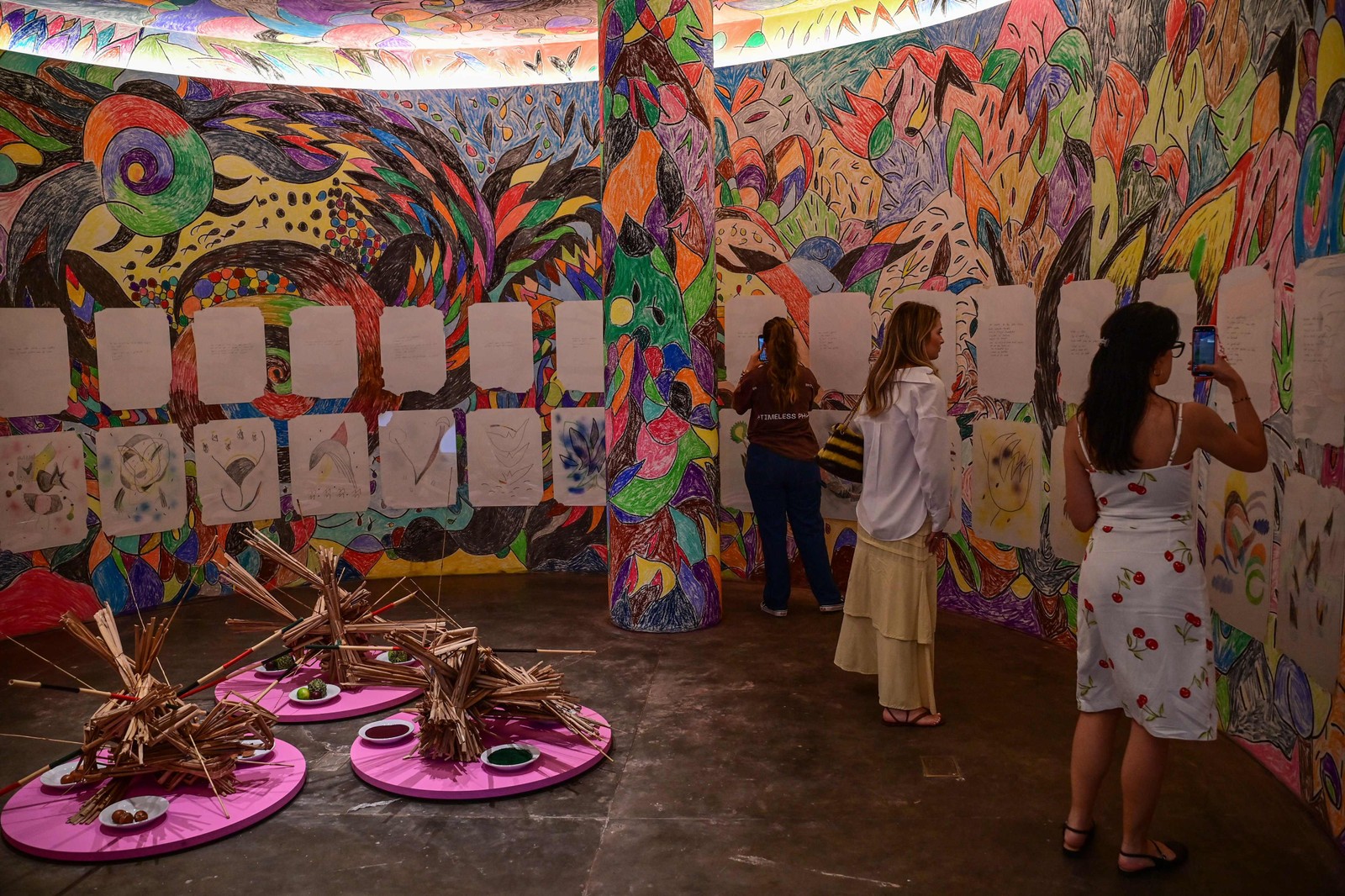 Bienal de São Paulo abre sua 35ª edição com obras de 121 artistas e ...