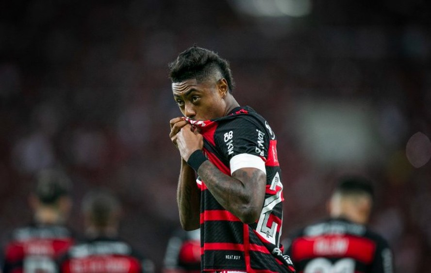 Sem Everton Cebolinha, Flamengo deve ter Bruno Henrique como titular contra o Palmeiras
