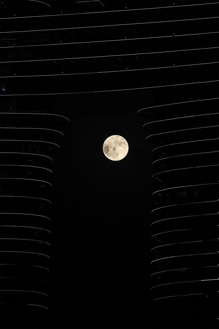 Lua pode ser mais velha do que se imaginava, segundo astrônomos