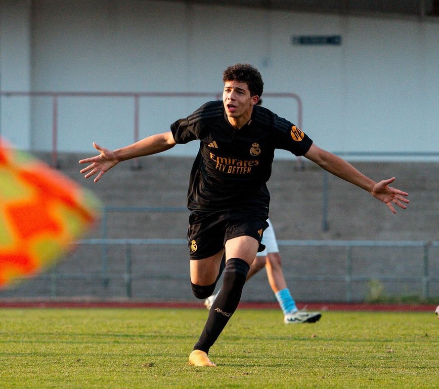 Enzo Alves, filho de Marcelo, é convocado para seleção espanhola sub-16