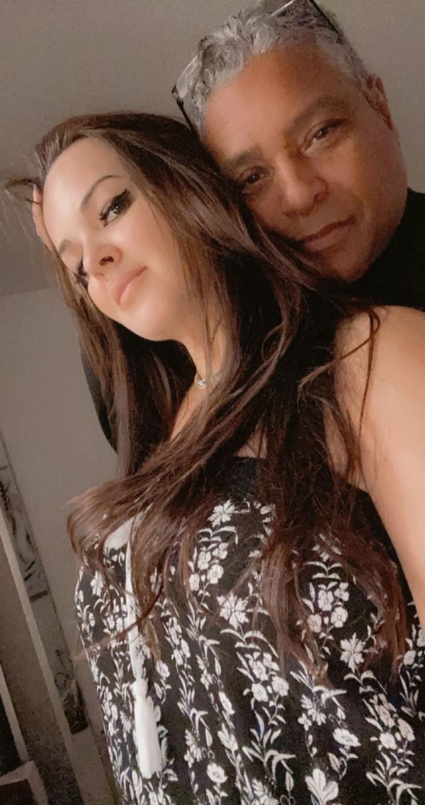 Como Stevie B se consolidou no Brasil com português fluente ensinado pela esposa brasileira