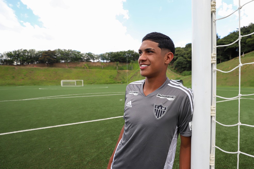 A base vem forte: Hendel e Riquelme, as joias do Atlético-MG que você ...