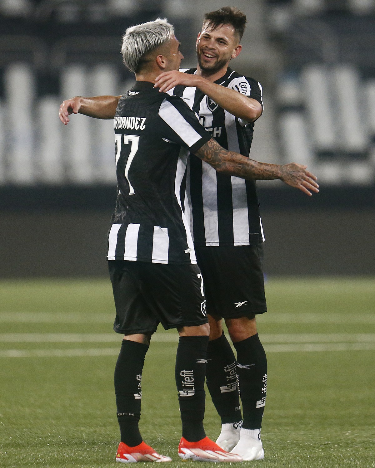 Artur Jorge roda elenco em goleada e ganha opções para montar time ...