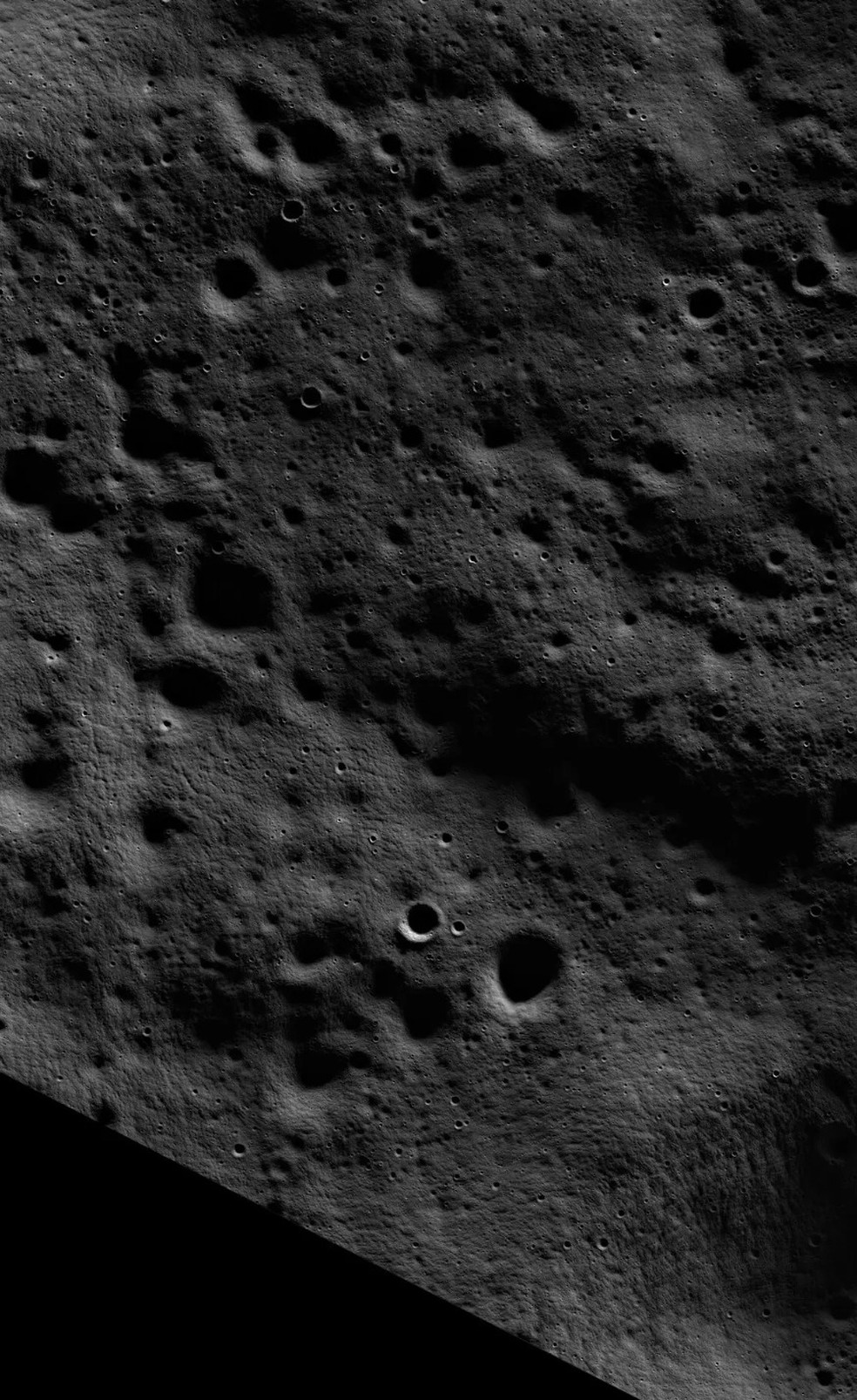 Mar de escuridão: Câmera da Nasa registra como é interior da cratera ...