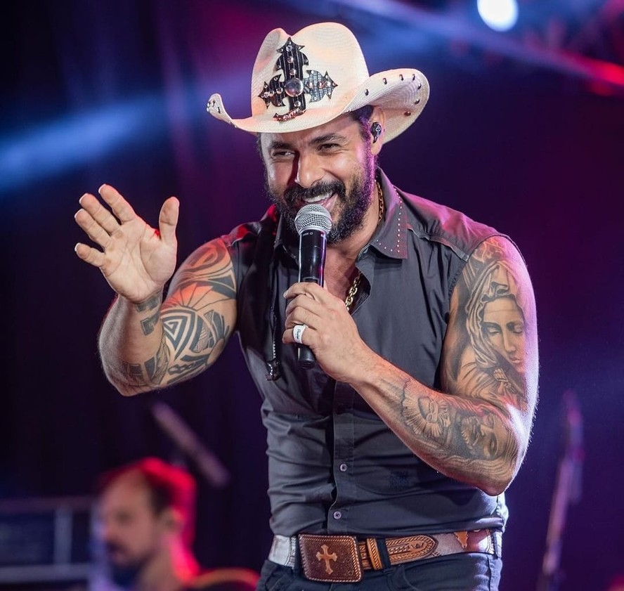 Sertanejo João Carreiro morre aos 41 anos, após cirurgia no coração