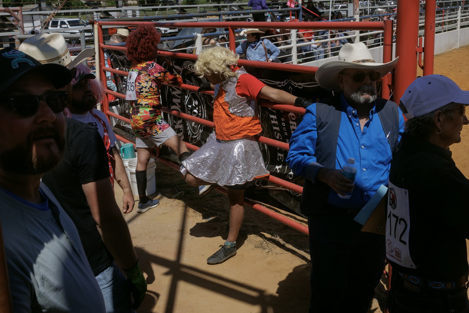EUA: Texas promove 'rodeio gay' em meio a leis que tentam limitar ...