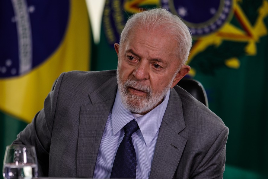 Lula sanciona projeto que cria 'combustível do futuro' em evento com ...