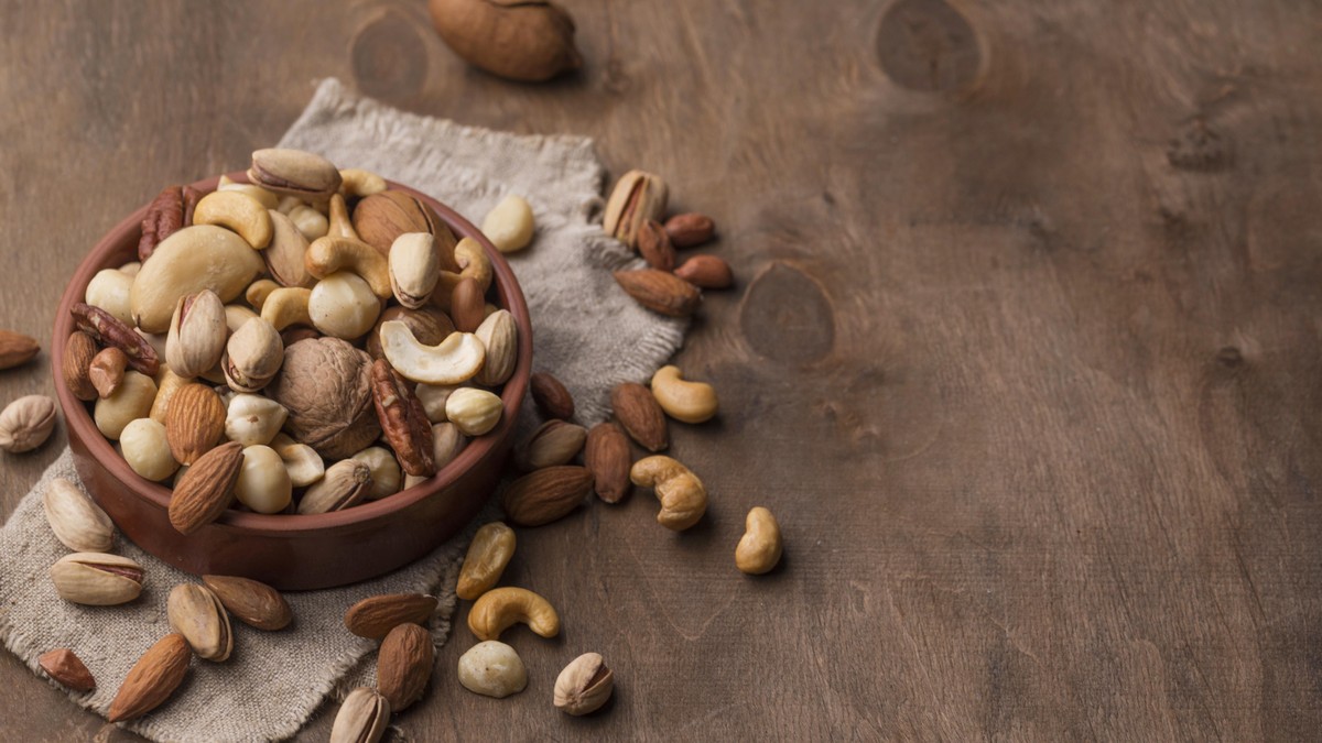 Nozes e castanhas: veja 10 variedades do alimento, calorias e a ...