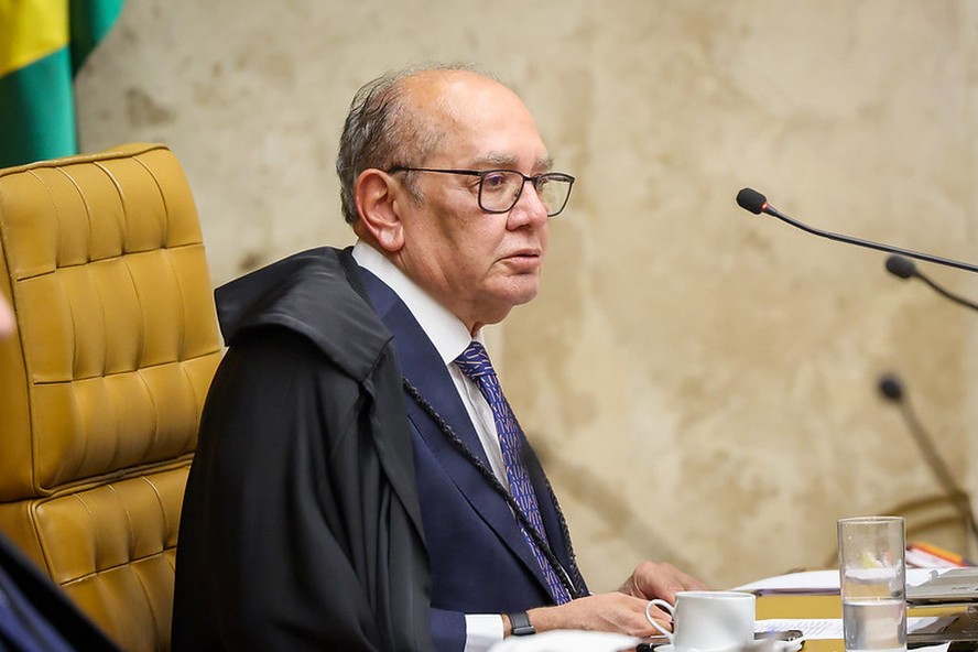 Gilmar Mendes exalta atos contra anistia e PEC da Blindagem e é criticado por advogado de Trump