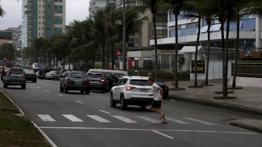 'Falha absurda da CET-Rio, e eu assumo a responsabilidade' diz Paes ao ...