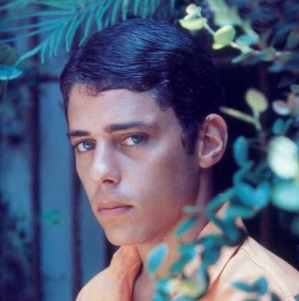 Chico Buarque muda letra de um de seus clássicos 40 anos depois