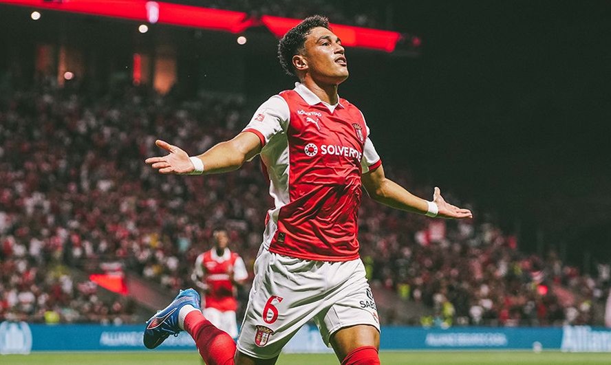 Após recusa do Braga, Botafogo vê distante o desejo de contar com Vitor ...