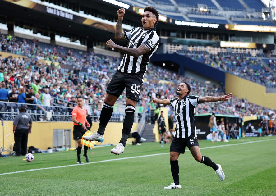 Botafogo e Igor Jesus lideram buscas entre times brasileiros na fase de ...