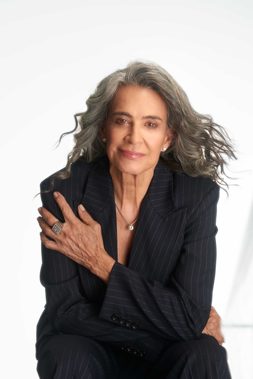 Simone celebra sucesso de 'Então é Natal', lança feat com Carlinhos ...