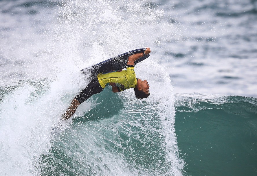 Chileno vence a etapa do Mundial de Bodyboard, na Praia de Itacoatiara ...