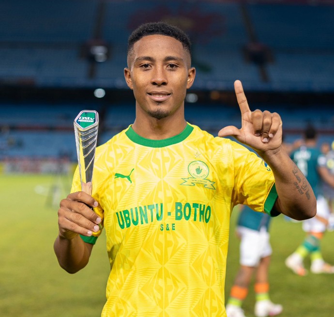 De mecânico a artilheiro: conheça Lucas Ribeiro, primeiro brasileiro a ...