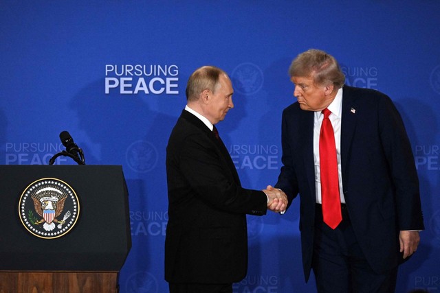 Após reunião no Alasca, Trump defende acordo de paz na Ucrânia, e não mais cessar-fogo, se ...