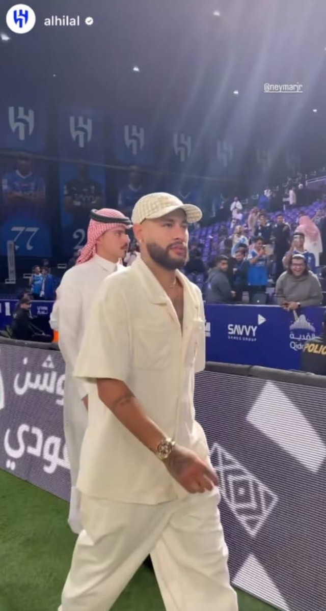 Após retorno à Arábia Saudita, Neymar posta mensagem e empolga ...