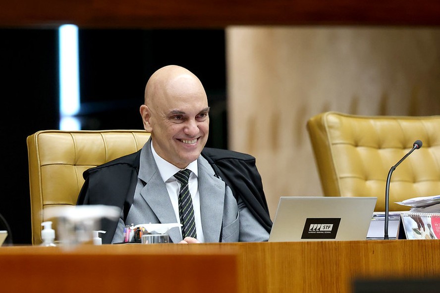A democracia não precisa de heróis