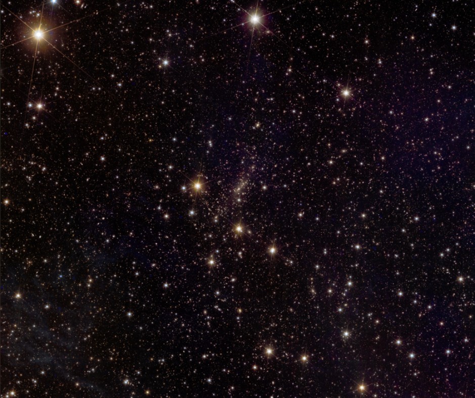 Astrônomos monitoram e aguardam explosão rara de estrela no espaço; entenda